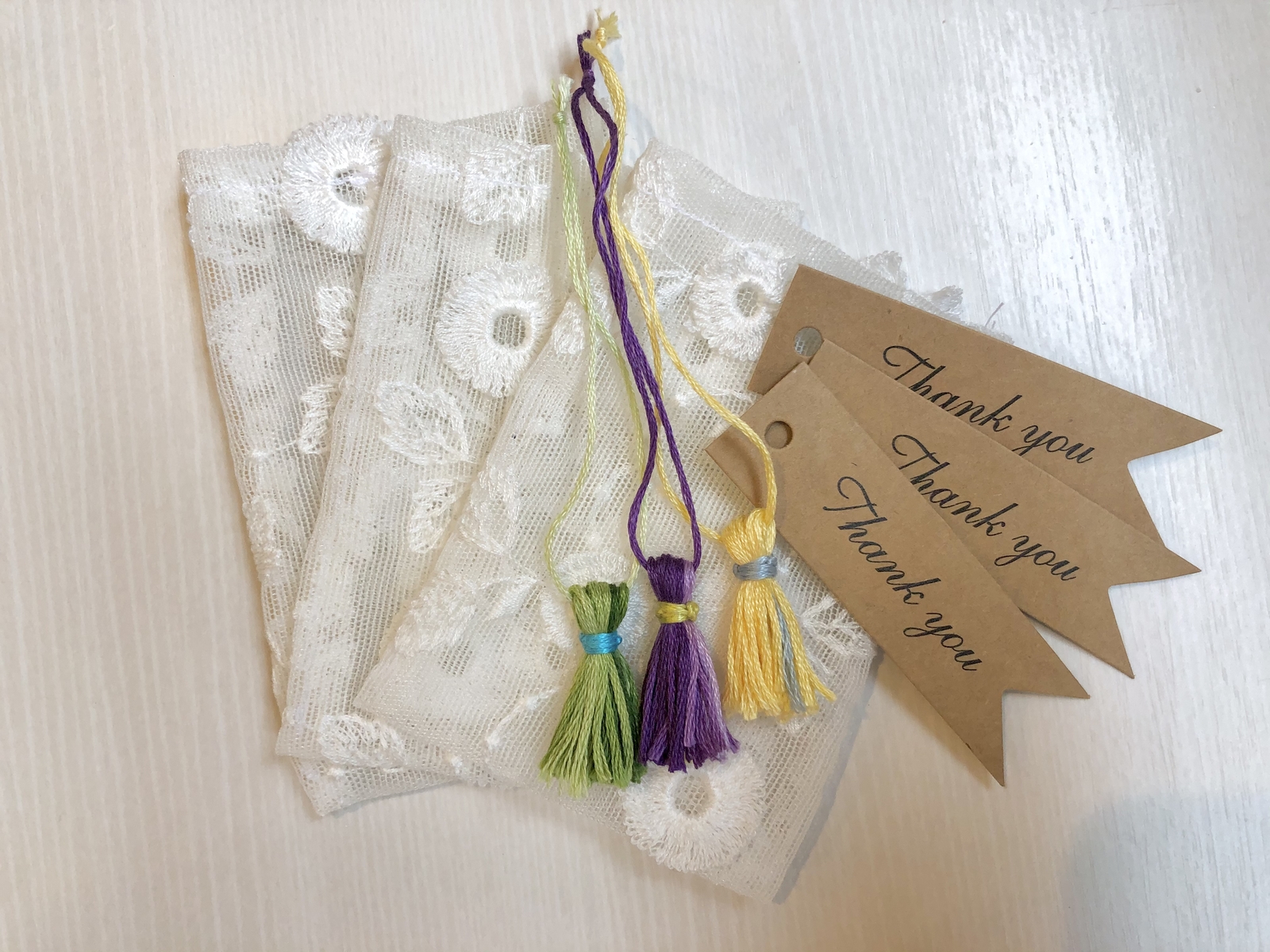 ギフトラッピング用品セット(巾着＋Thankyouタグ＋タッセル) - LUMIERE012'S GALLERY | minne 国内最大級のハンドメイド・手作り通販サイト