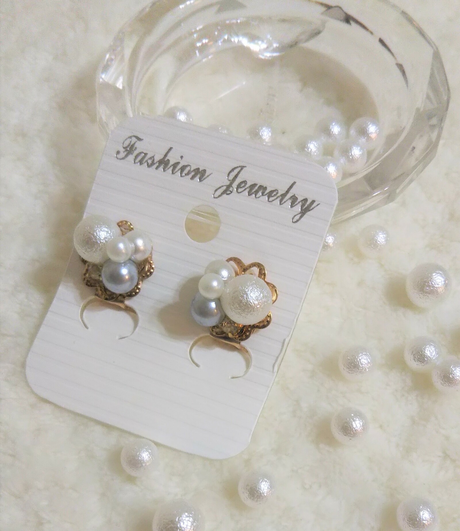 【上品な印象に…♡】No35コットンパール＋ライトグレーイヤリング | minne 日本最大級のハンドメイド・手作り通販サイト