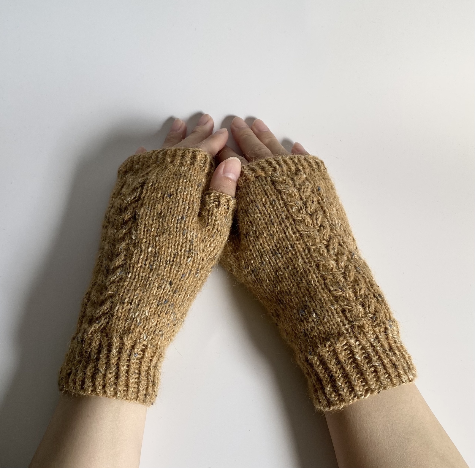 ウールツイードのハンドウォーマー - IKUKO-T'S GALLERY | minne 国内最大級のハンドメイド・手作り通販サイト