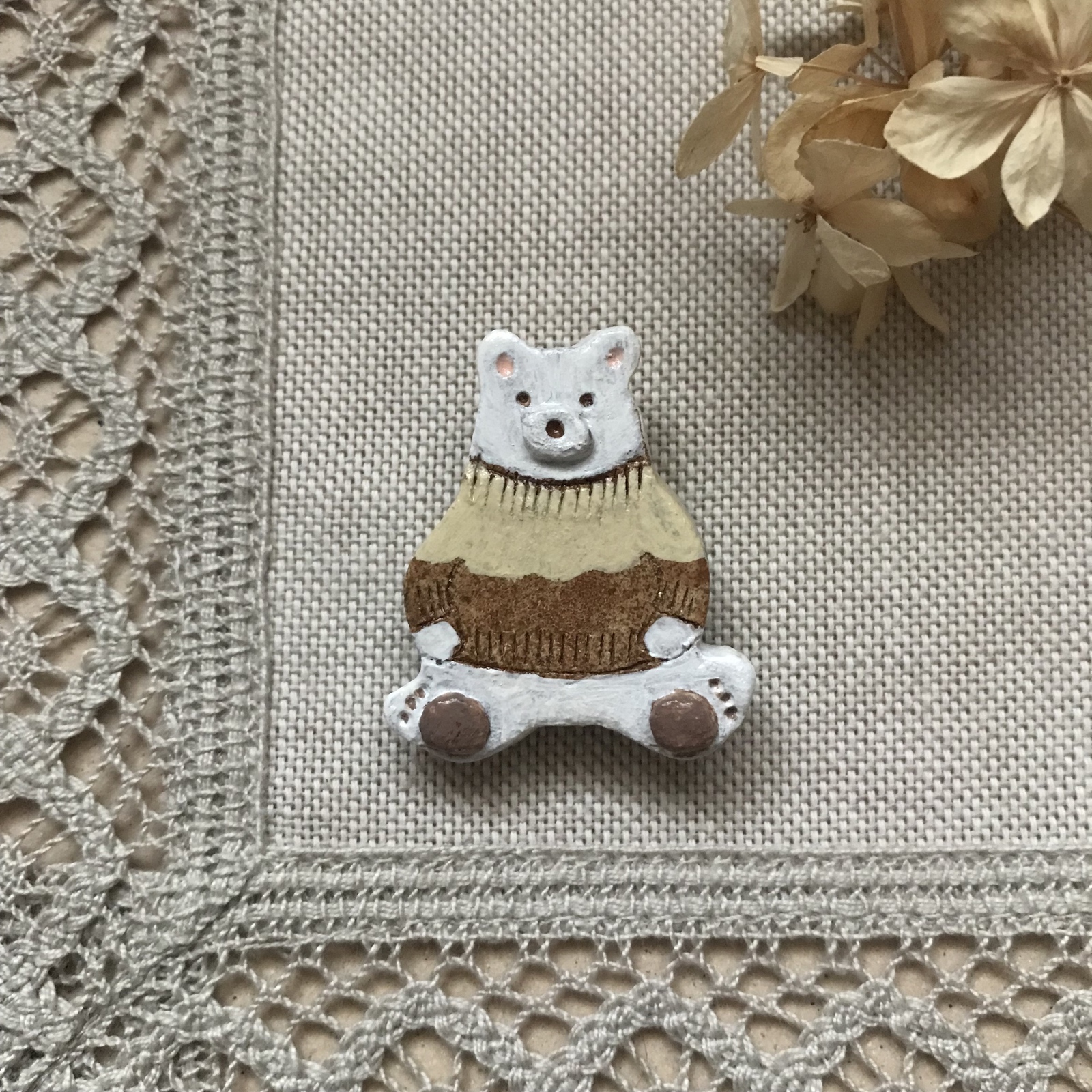 セーターのクマさん(白クマ) - nico＊chico 's gallery | minne 国内最大級のハンドメイド・手作り通販サイト