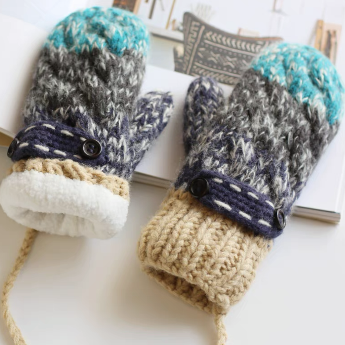 ニット手袋*冬の手袋*毛糸の手袋*レディース*裏起毛*防寒対策*クリスマス*ギフト*プチギフト*ラッピング*送料無料 - apricot | minne 国内最大級のハンドメイド・手作り通販サイト