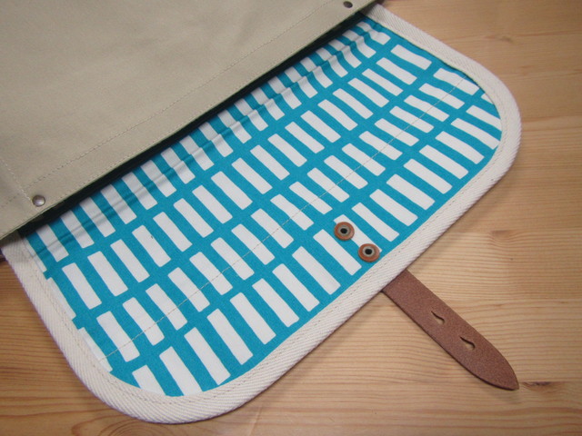 zn-b5 京都ちどりかばん 帆布 ショルダーバッグ M オフベージュ/格子柄 | ハンドメイドマーケット minne